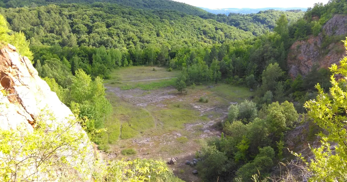 Solvayovy lomy - Karlštejn